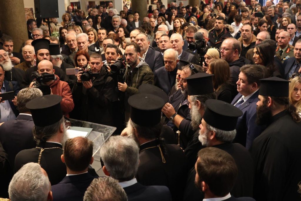 Πραγματοποιήθηκε η ορκωμοσία της Περιφερειακής Αρχής και των μελών του ...