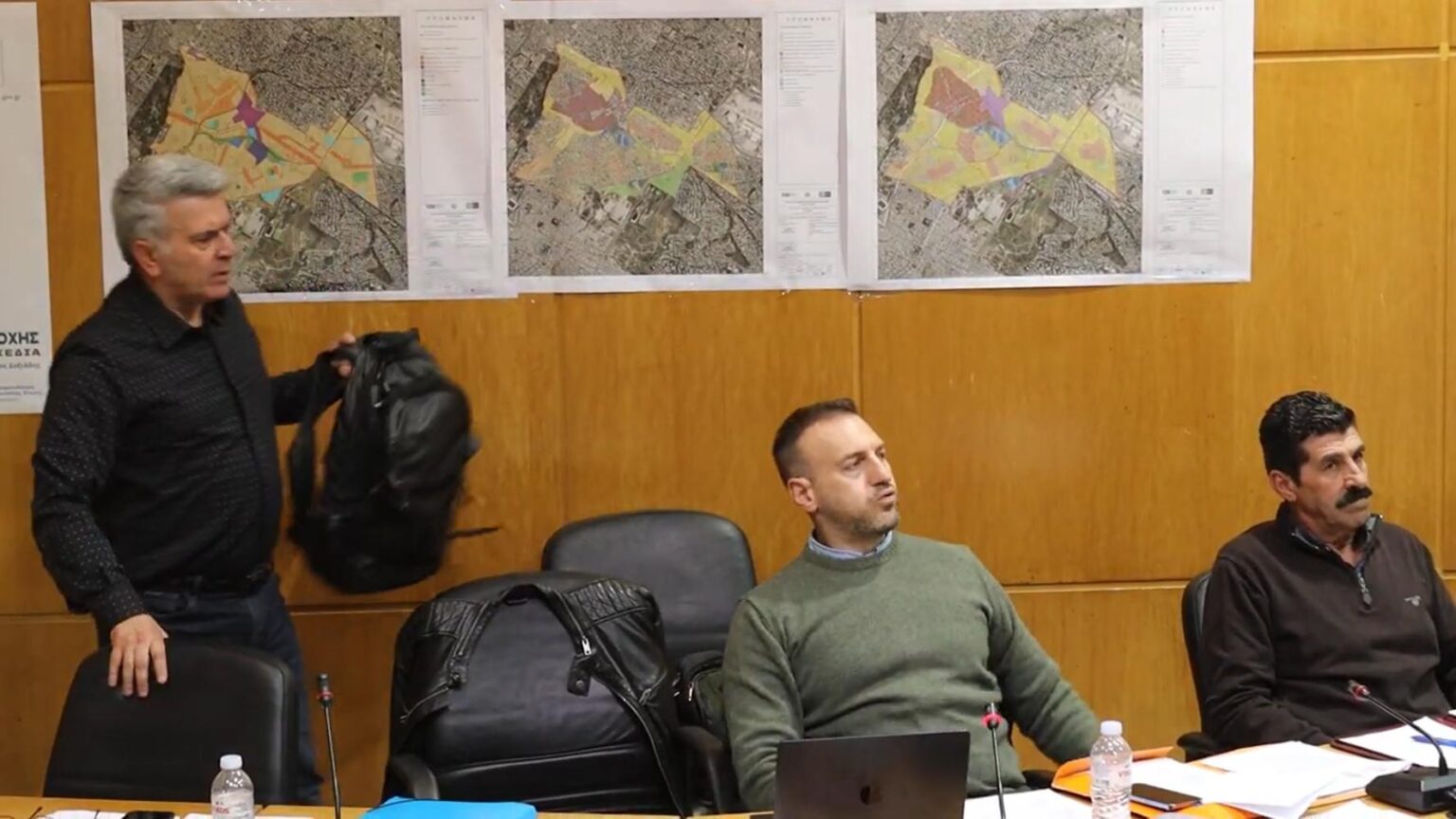 «ΕΓΙΝΕΣ ΚΑΙ ΠΑΤΕΡΑΣ. ΑΛΗΤΗ. ΣΕΒΑΣΟΥ ΤΟ ΠΑΙΔΙ ΣΟΥ, ΛΑΣΠΟΛΟΓΕ.», είπε ...